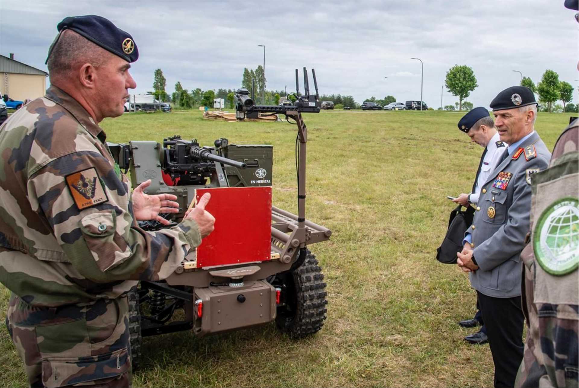 EXCLUSIVE: French army highlights growing role of UGVs for autonomous ...