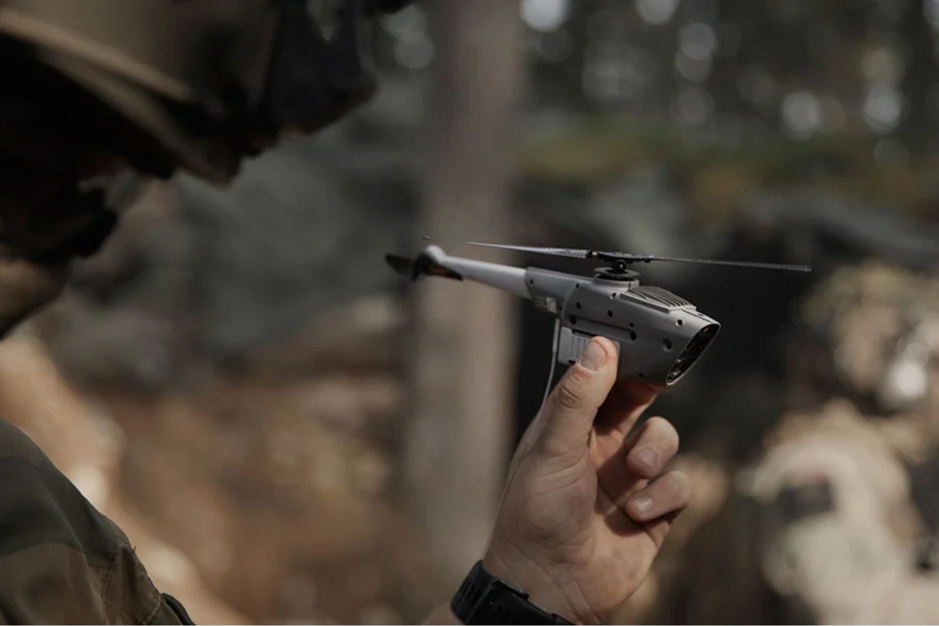 US Army Integrates Black Hornet Nano-Drone to Enhance Stealth and ...