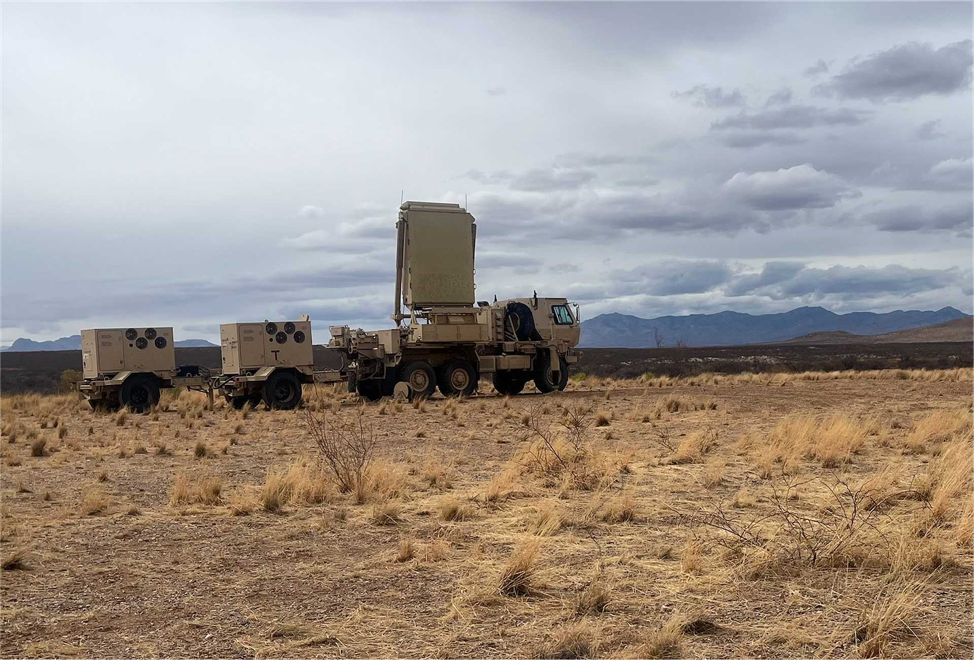 AN/TPQ-53 Radar Deployed to US Southern Border to Counter Drones and ...
