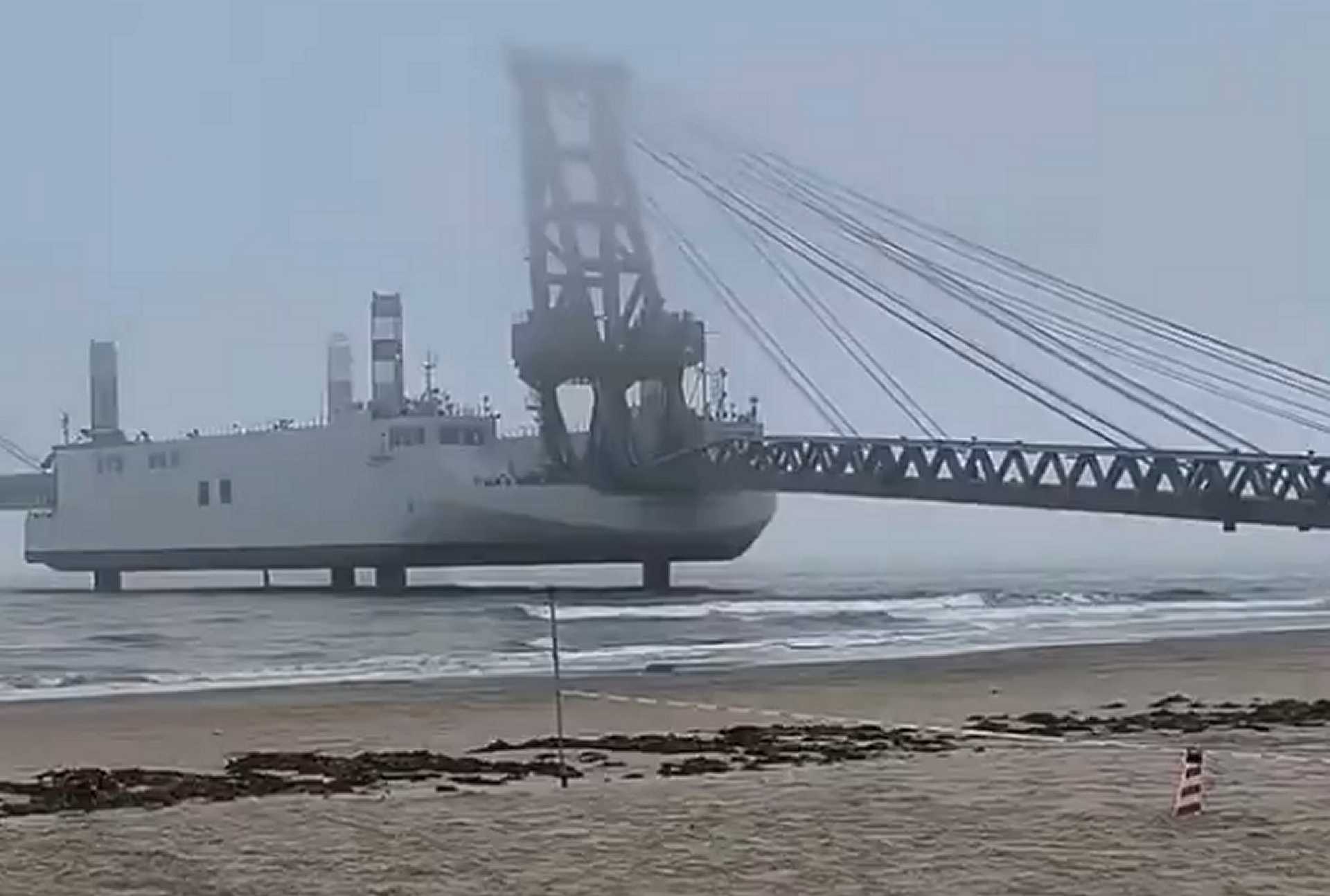 Exclusive: China Develops Advanced Barge System to Support Ship-to ...