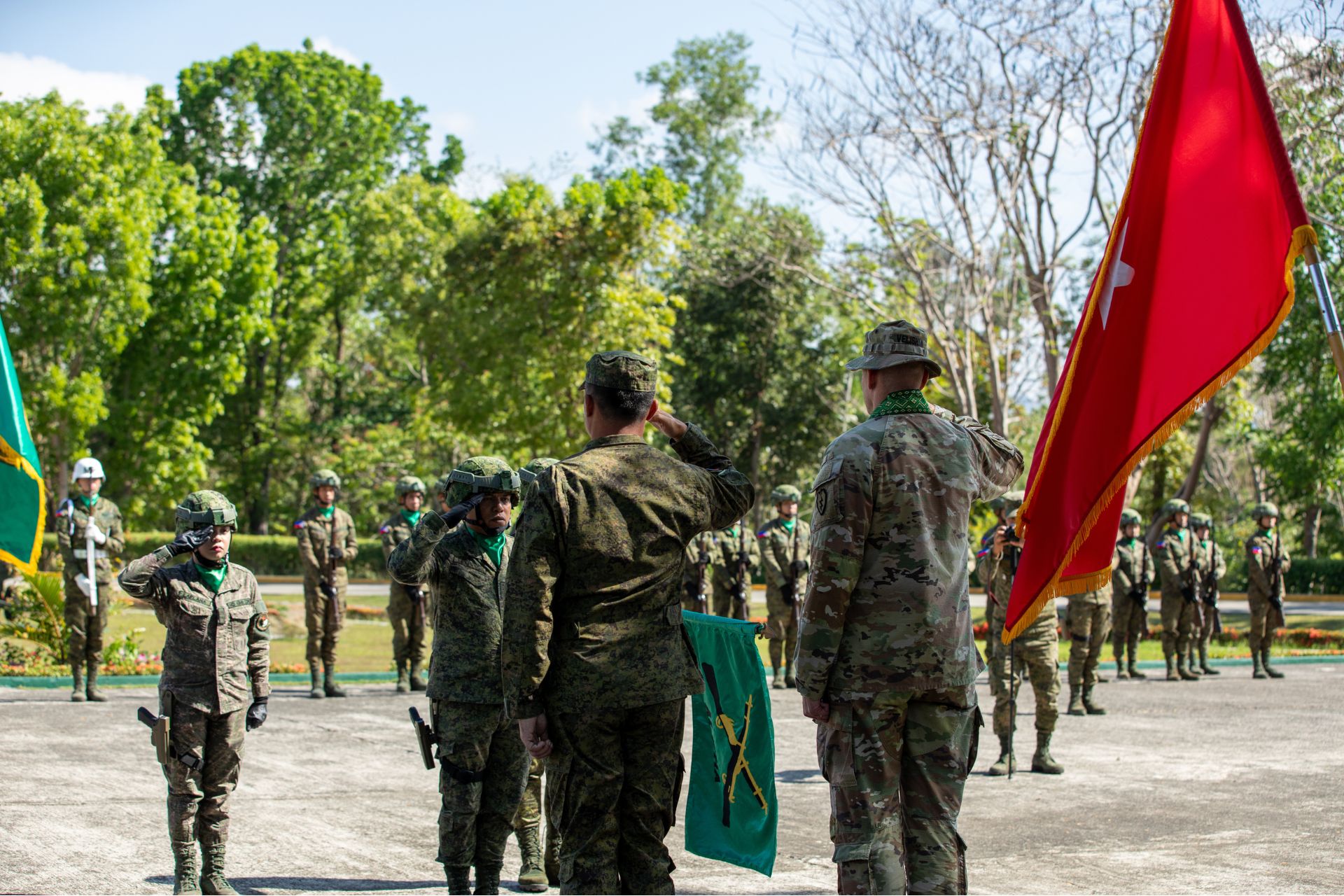 Facing Chinese Claims Philippines and US Army Strengthen Their Military ...