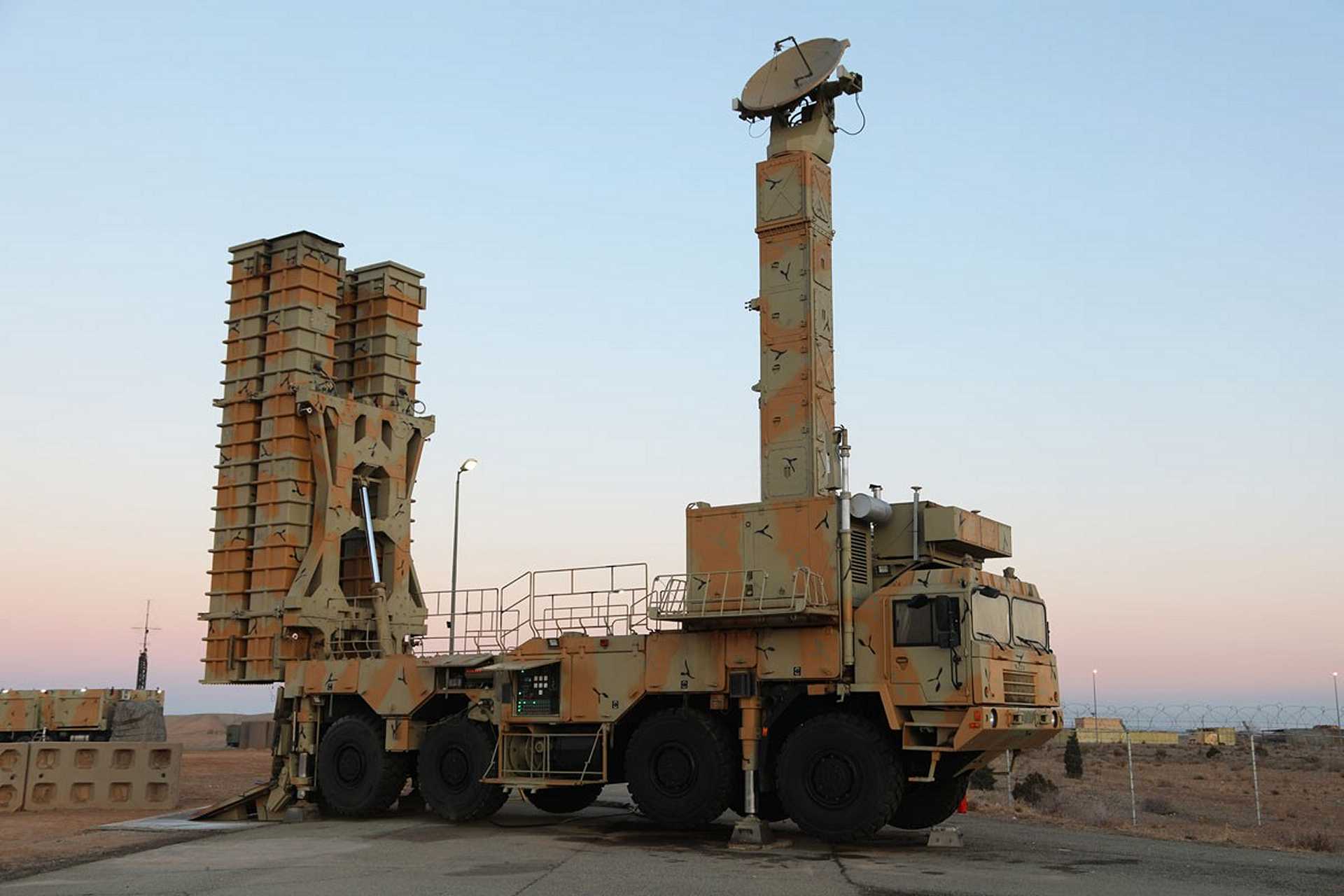 Exclusive: Iran Launches Next-Gen Air Defense Missile System Bavar 373 ...