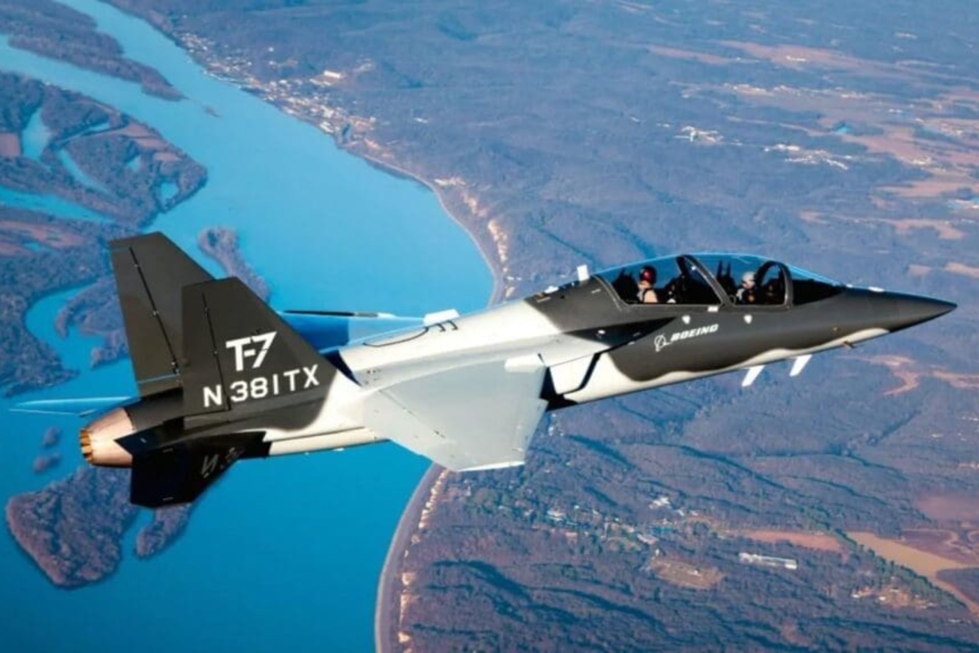 FEINDEF 2025: Saab Introduces T-7 Next Generation Digital Training ...