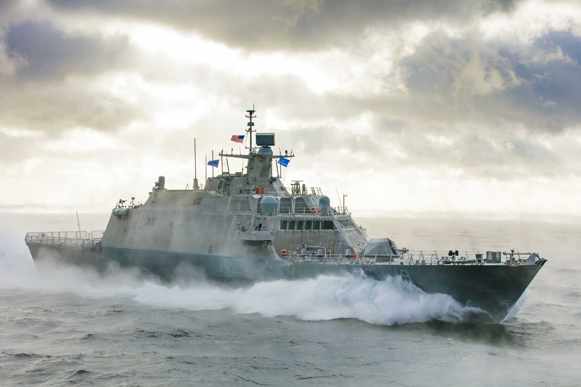 USS St. Louis littoral combat ship makes U.S. Navy history with first ...