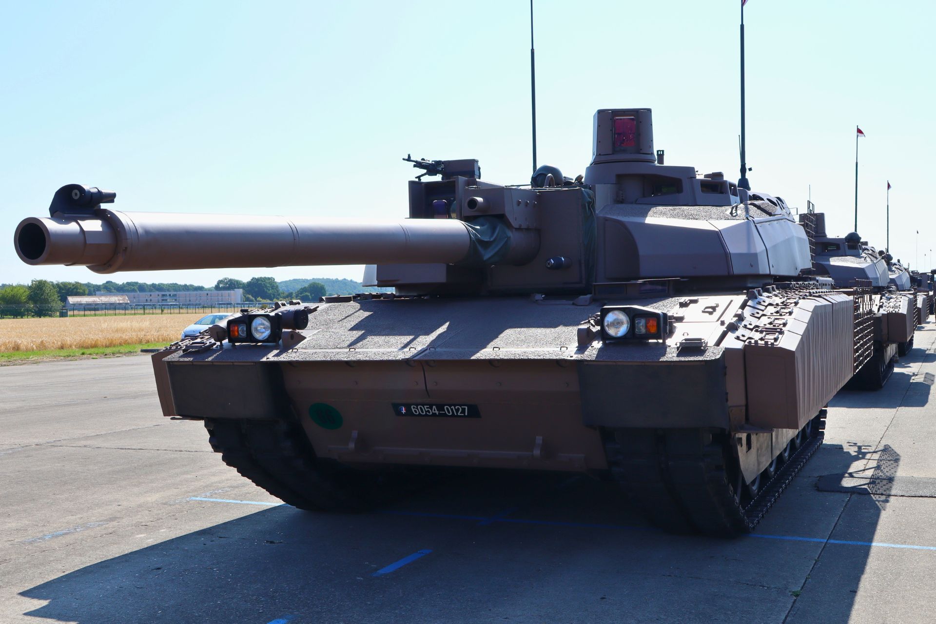 France Studies Active Protection Systems Upgrade for Leclerc Main ...