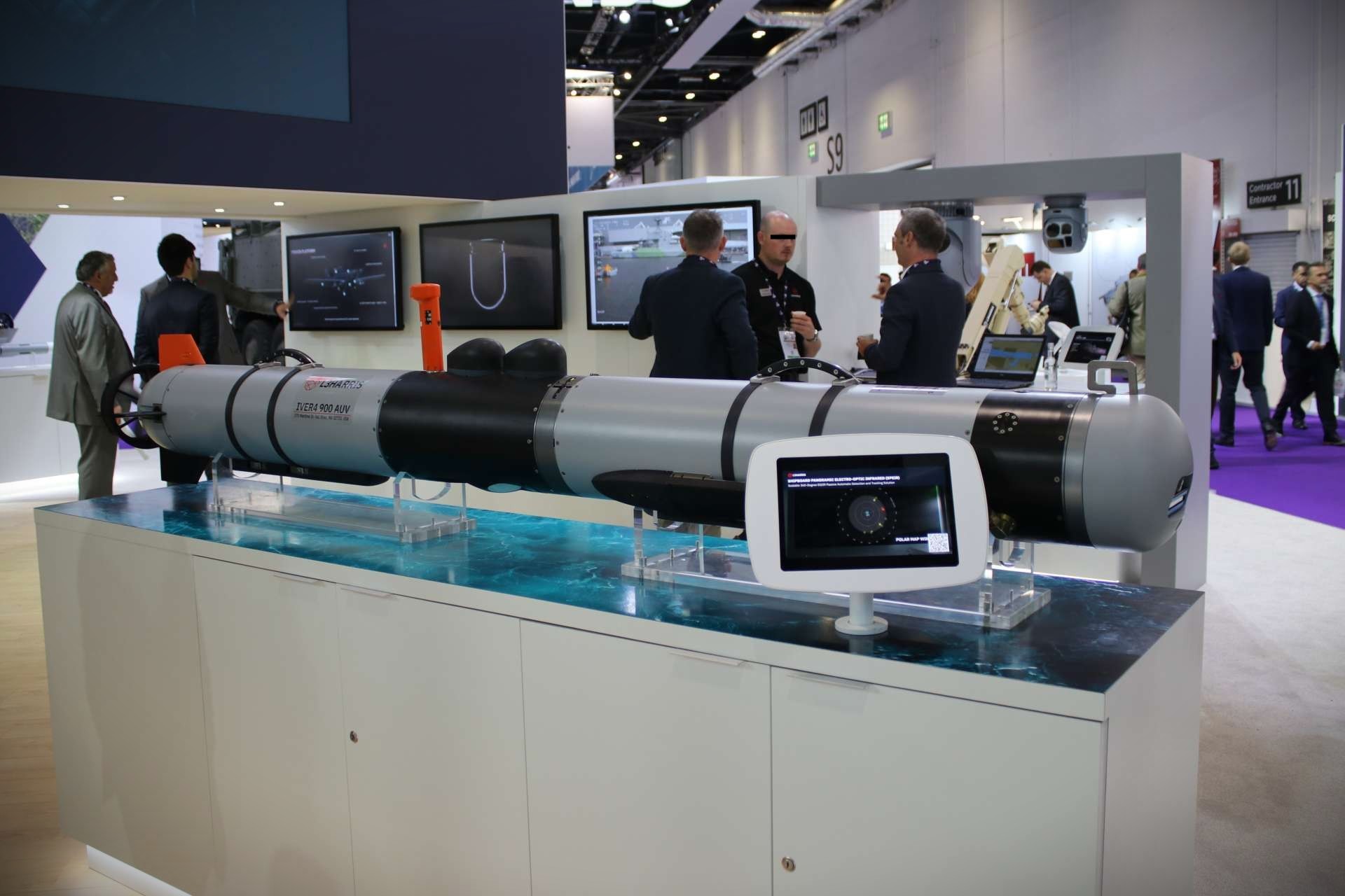 L3Harris to Equip U.S. Navy Submarines With Iver4 900 Drone Launch ...