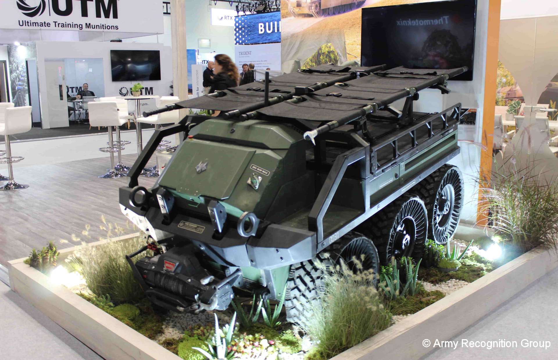 DSEI 2025: U.S. Hunter WOLF unmanned ground vehicle offers hybrid ...