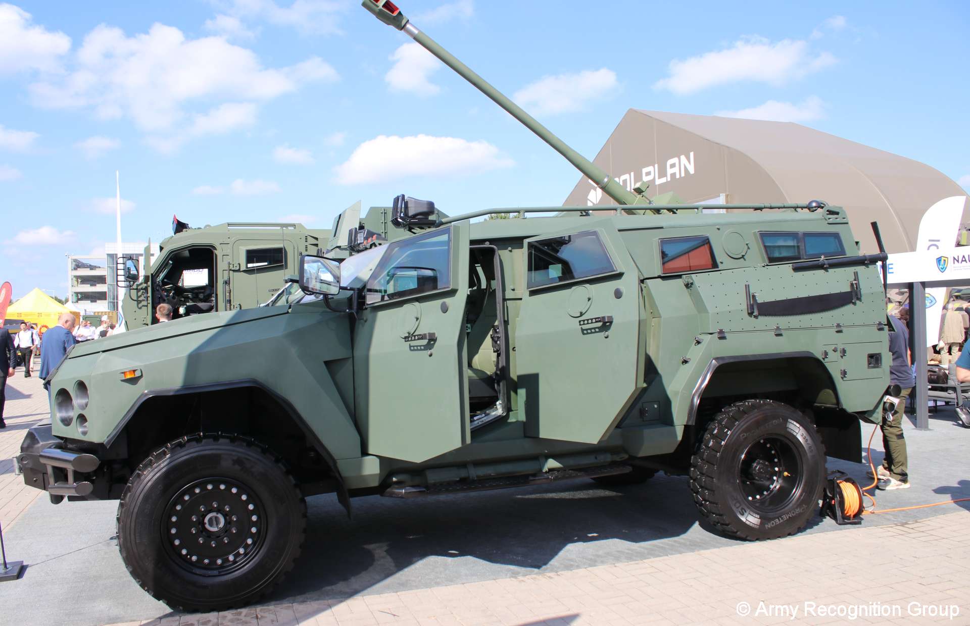 MSPO 2025: Ukraine presents Novator APC 2 armored vehicle with Krechet ...