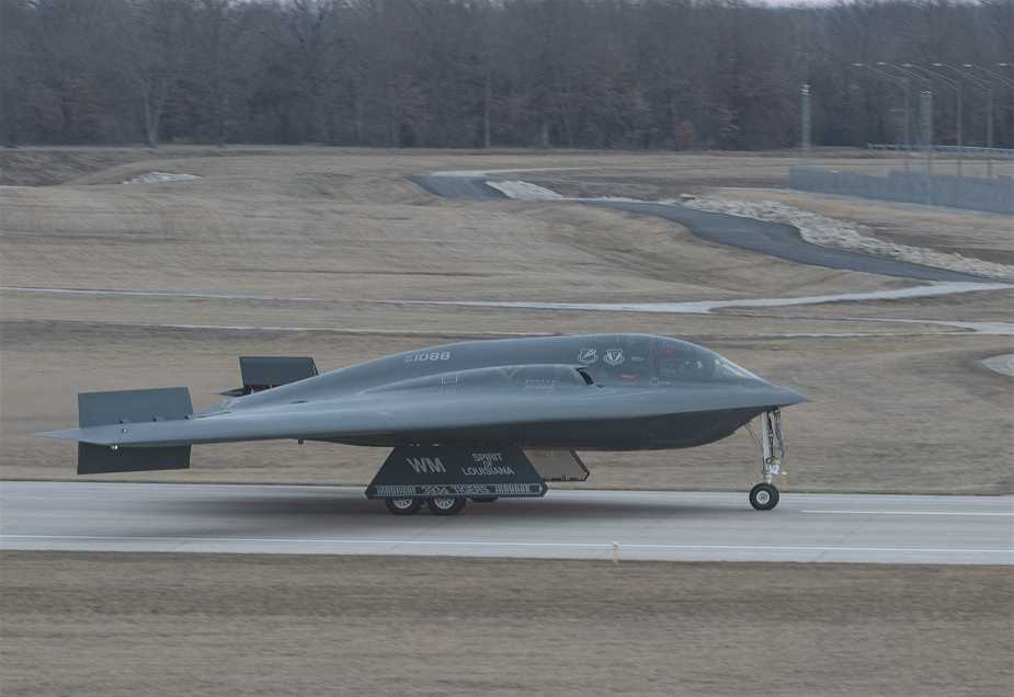 B 2 Spirit Heavy Strategic Bomber Aircraft United States 007