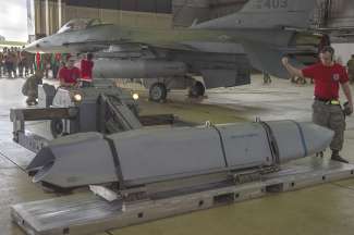 JASSM Joint Air To Surface Standoff Missile AGM 158 Long Range Cruise ...