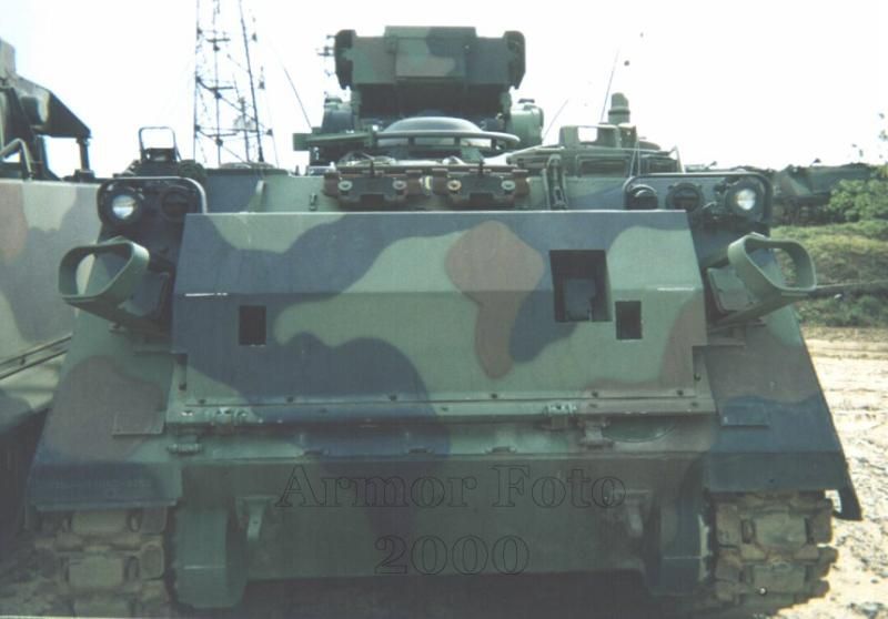 M981 FIST blindé observation artillerie (FR)