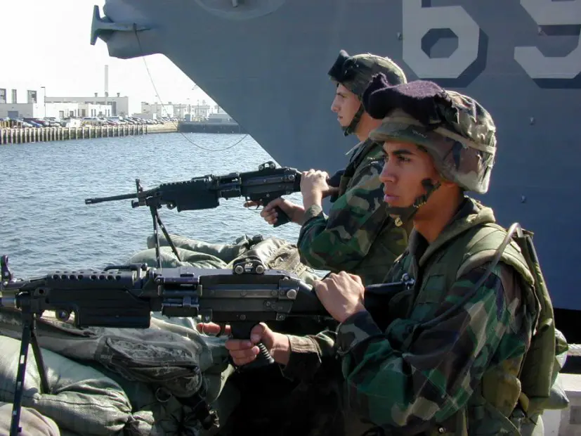 M249 Minimi SAW (FR)