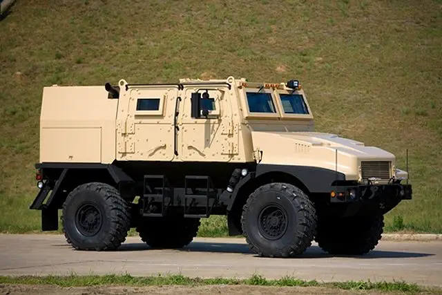 Caiman 4x4 FMTV MRAP