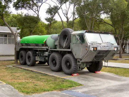 M978 A2 Oshkosh Fuel Servicing Truck Tanker