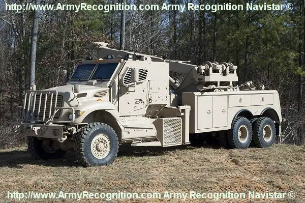 MaxxPro Wrecker MRAP Navistar armoured recovery vehicle data sheet ...