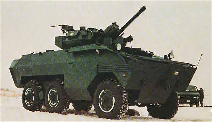 Чтобы быстрее плавать и мощнее стрелять: "лодочный" EE-11 с 76-мм ...