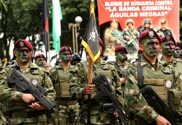 Colombia Colombian Army ranks military combat field uniforms dress ...