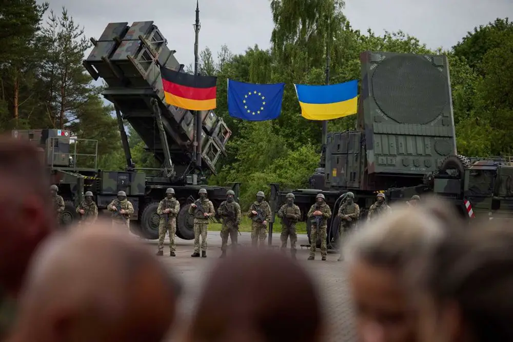 Defense News security global military army equipment industry