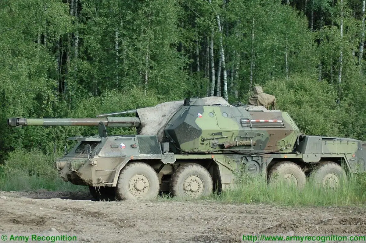 DANA ZTS ShKH vz. 77 152mm