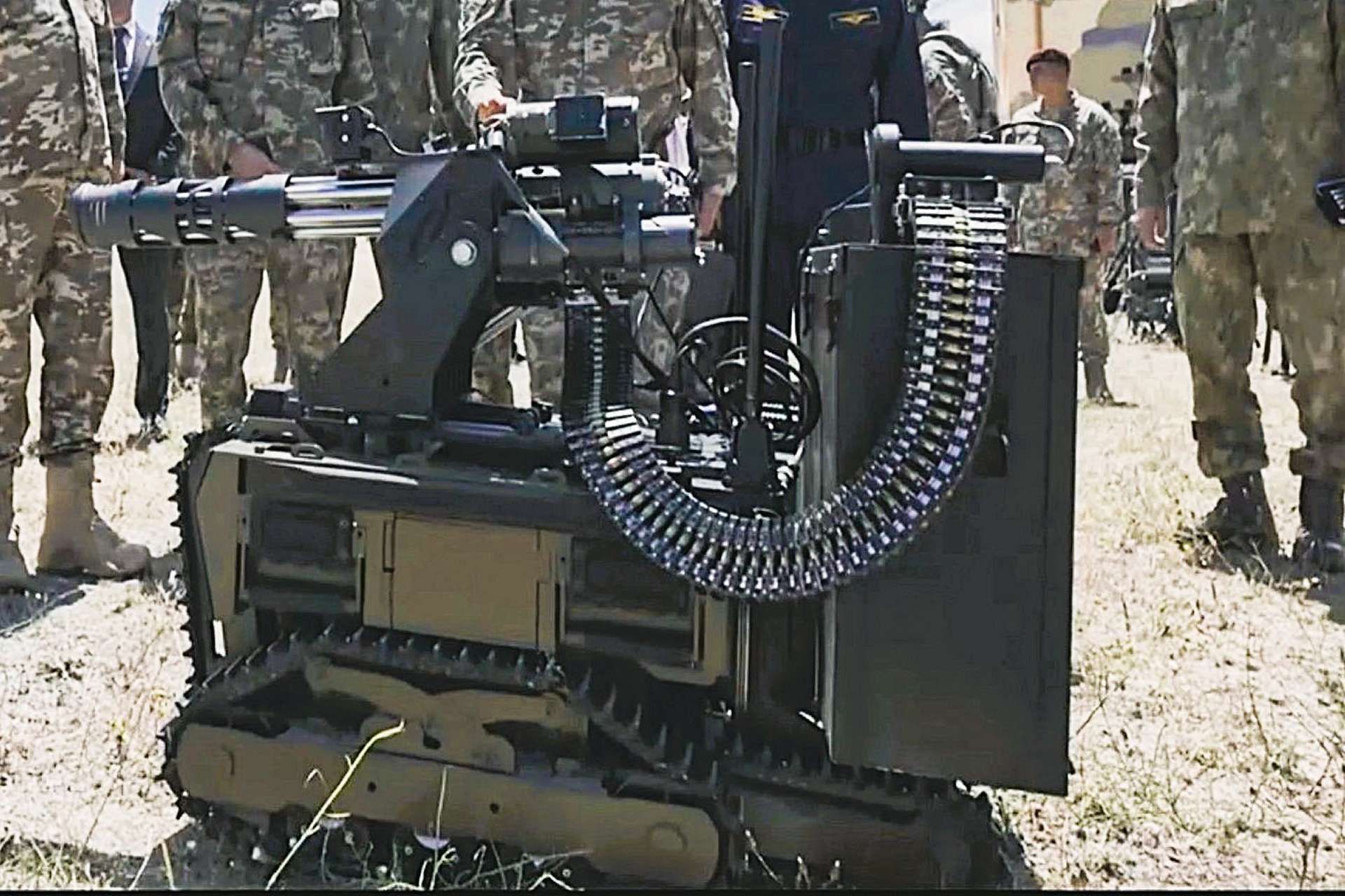 Türkiye’s new tracked UGV with 7.62mm Gatling gun boosts Special Forces remote firepower