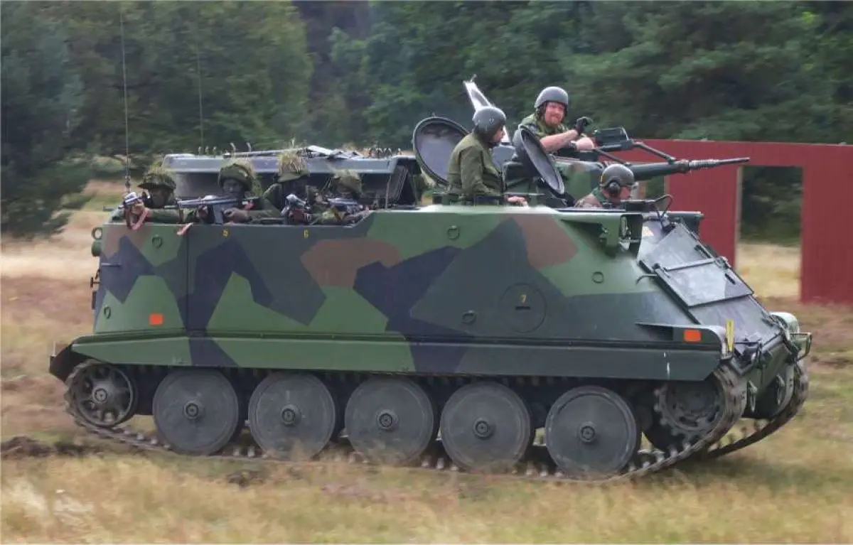 PBV Pansarbandvagn 302