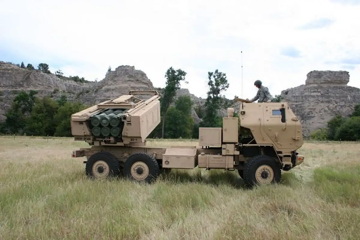 HIMARS M142 high mobility rocket missile launcher data