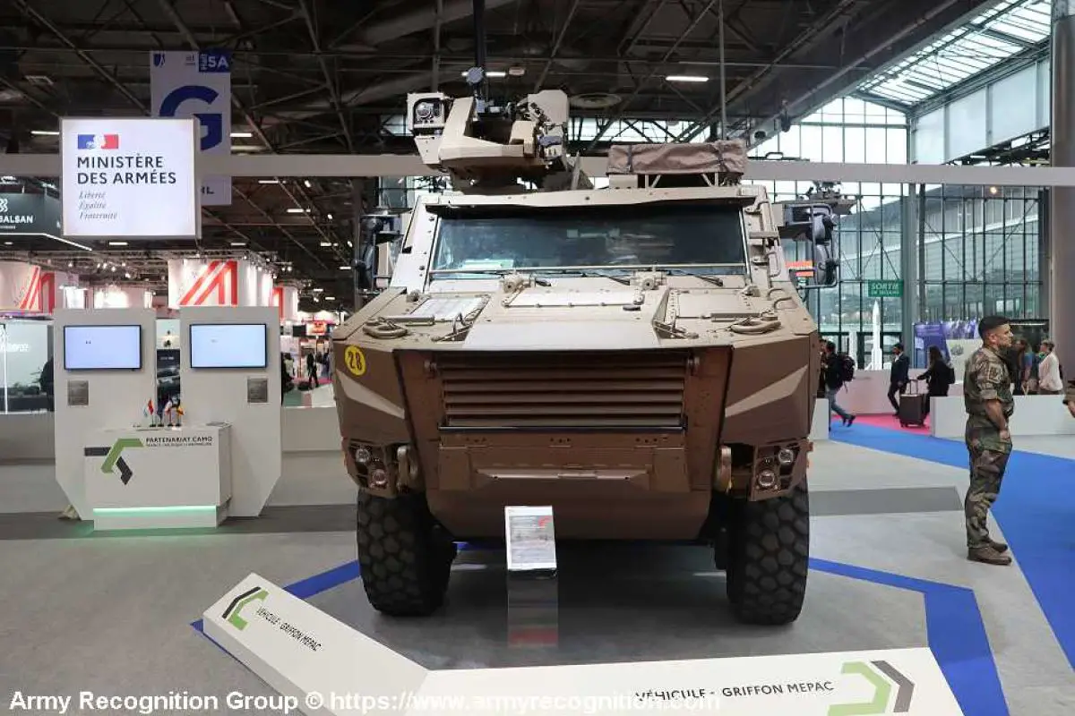 Griffon MEPAC 120mm mortar carrier