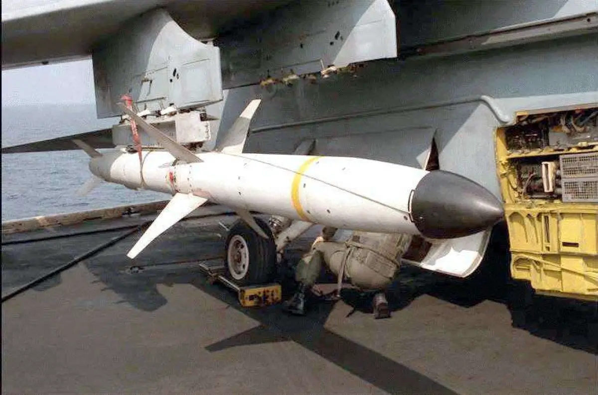 AGM-88 AGM-88E HARM