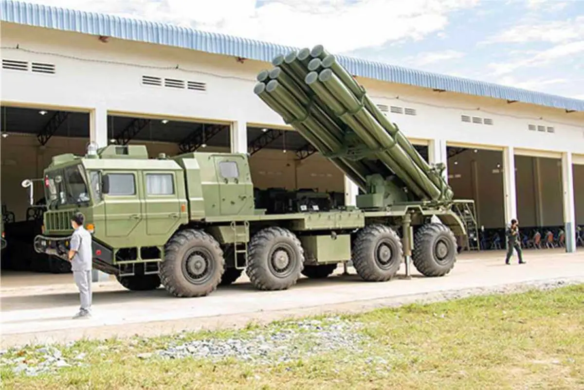 PHL-03 AR2 MLRS