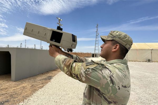 Defense News security global military army equipment industry