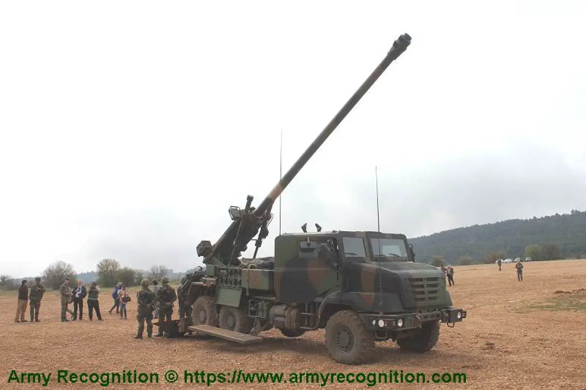 6x6 self-propelled howitzer 155mm CAESAR