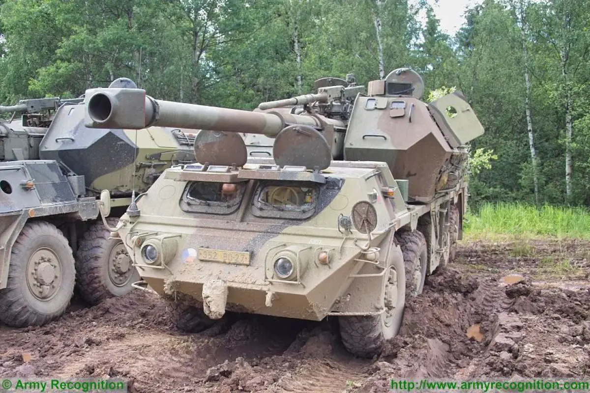 DANA ZTS ShKH vz. 77 152mm