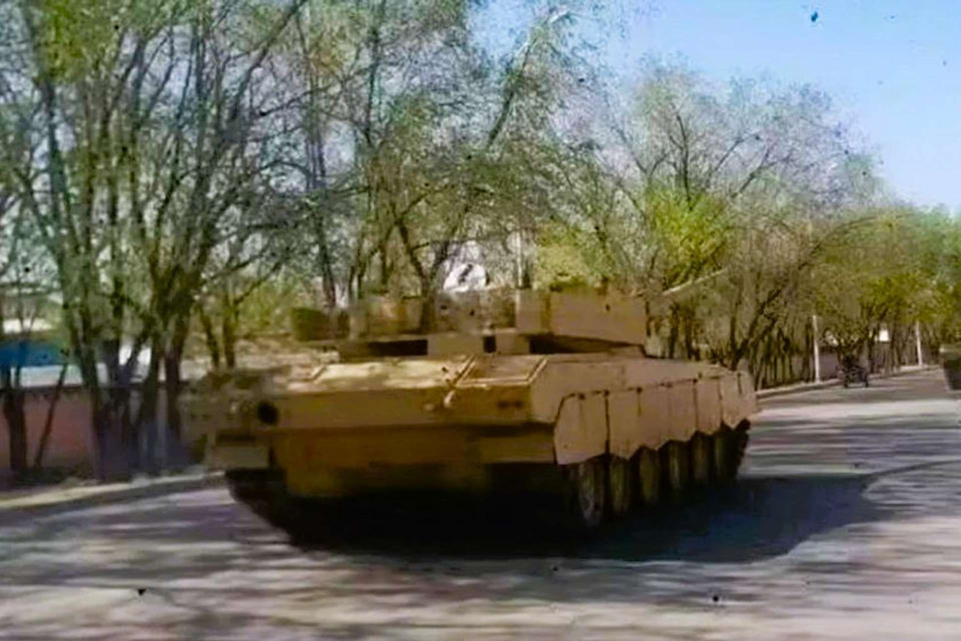 Technology: China develops hybrid variant of Type 99A tank for stealth and high-altitude combat