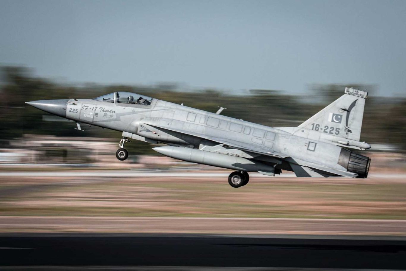 Somalia seeks 24 JF-17 Block III fighter jets from Pakistan in $900 ...