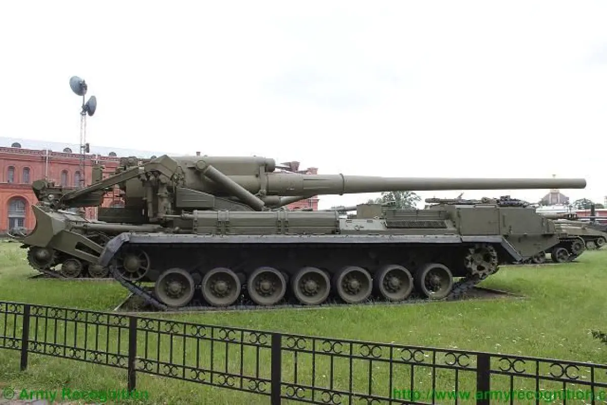 2S7 Pion M1975 SO-203 2S7M Malka