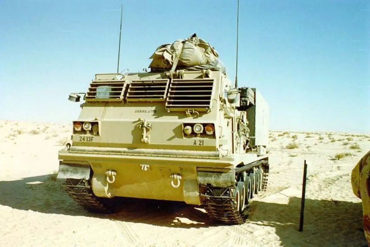 M270 MLRS 227mm