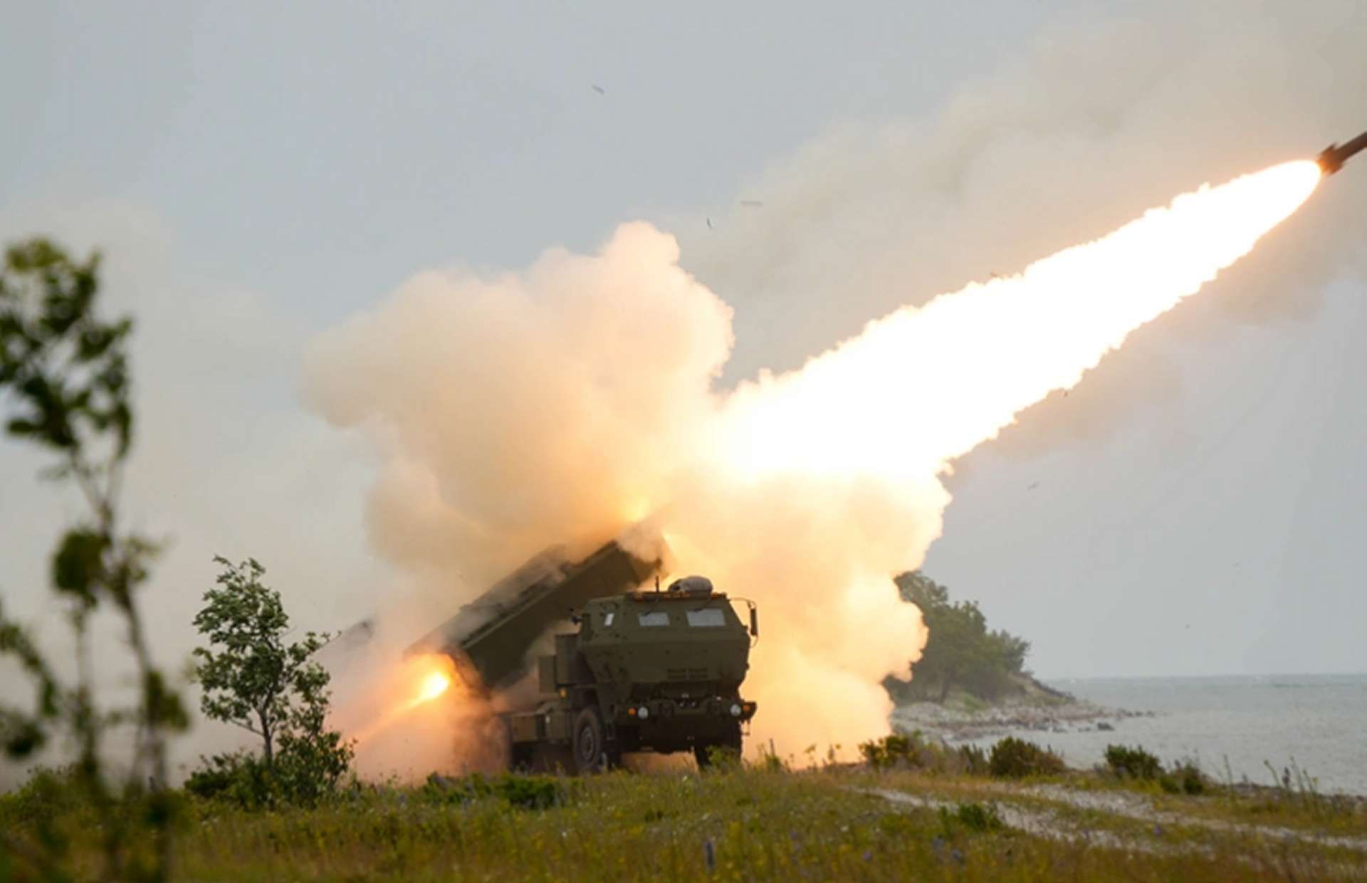 Bahrain to strengthen strike power with US HIMARS rocket artillery system