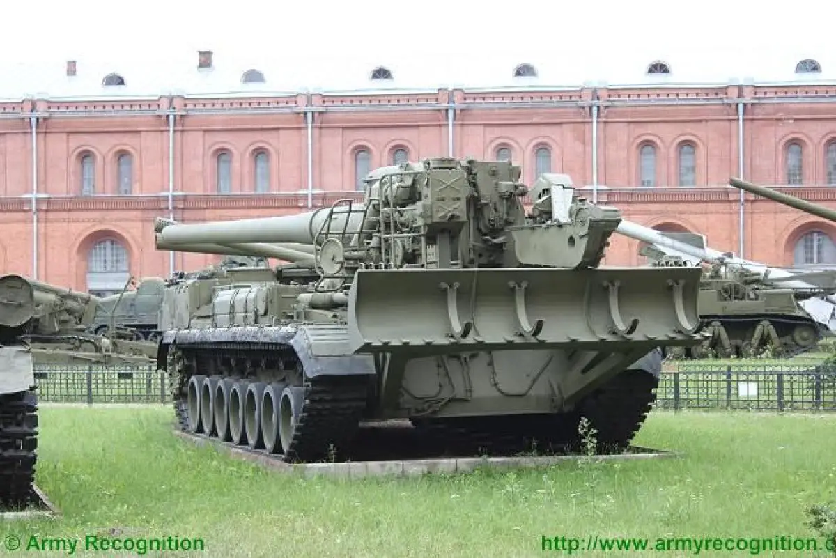 2S7 Pion M1975 SO-203 2S7M Malka